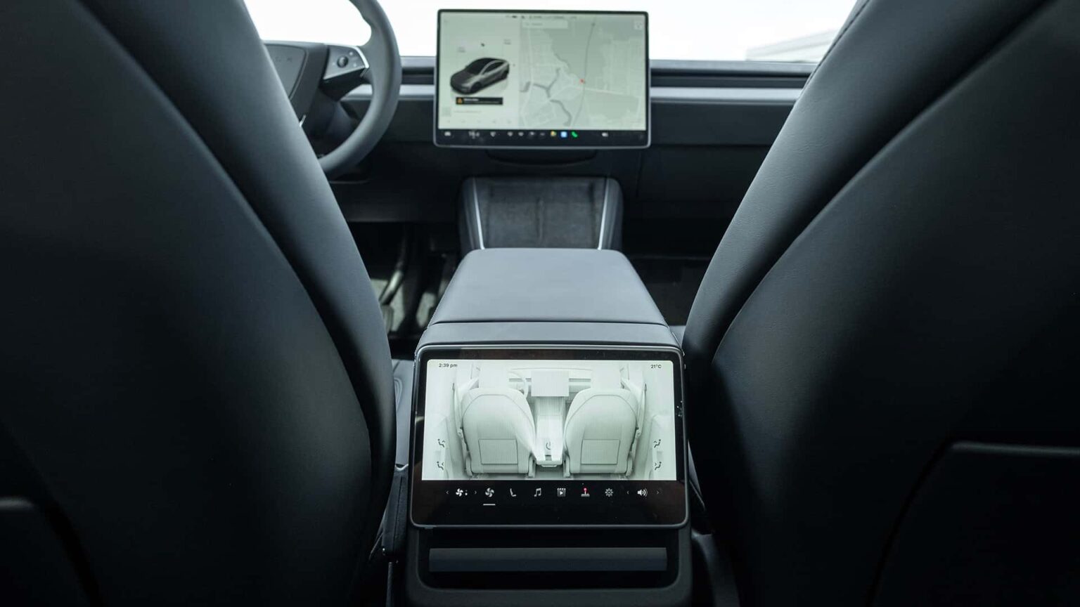 25,000ドルのテスラは消えた？マスク氏が明かした本当の「廉価版テスラ」の正体